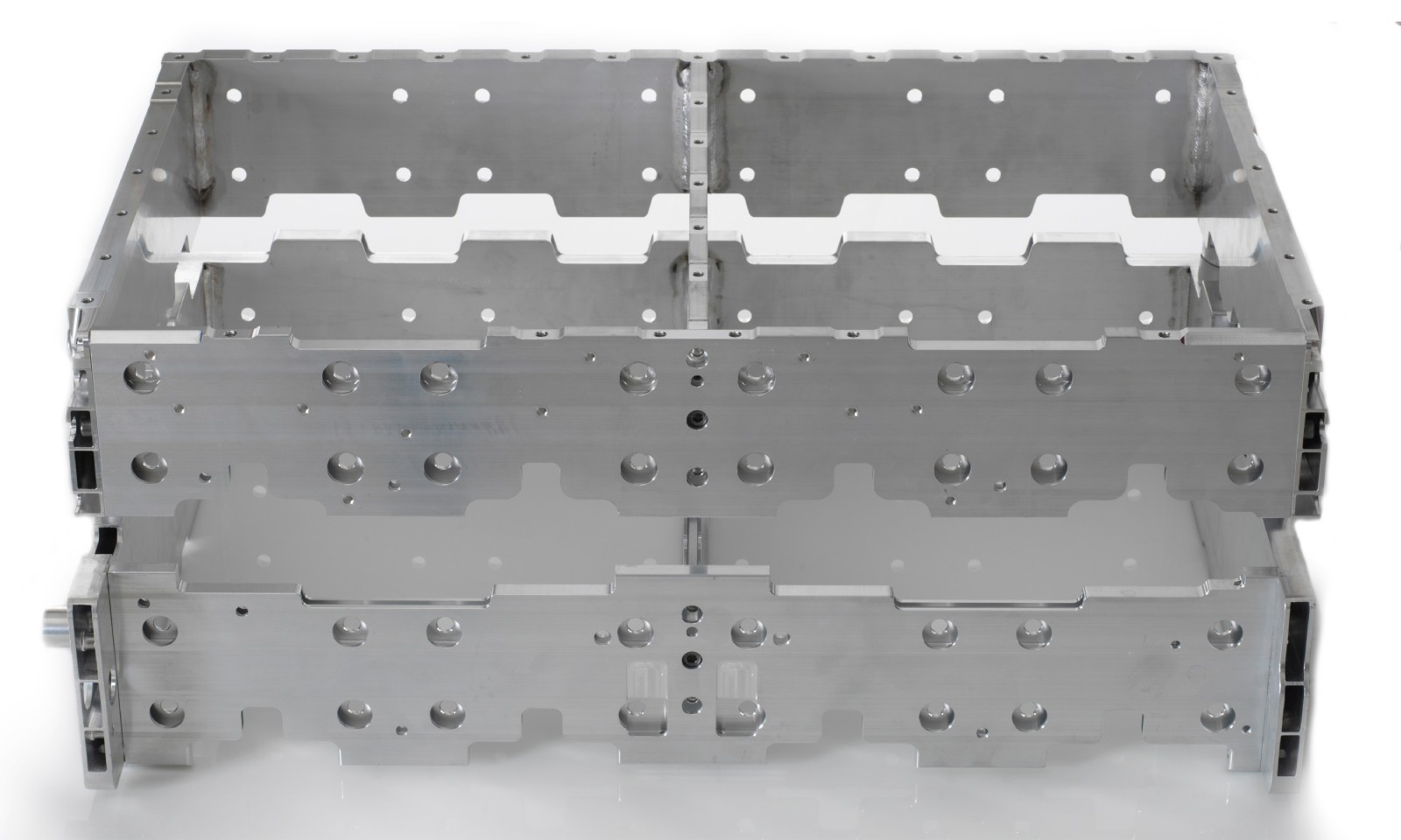 Aluminium design for e-car battery frames